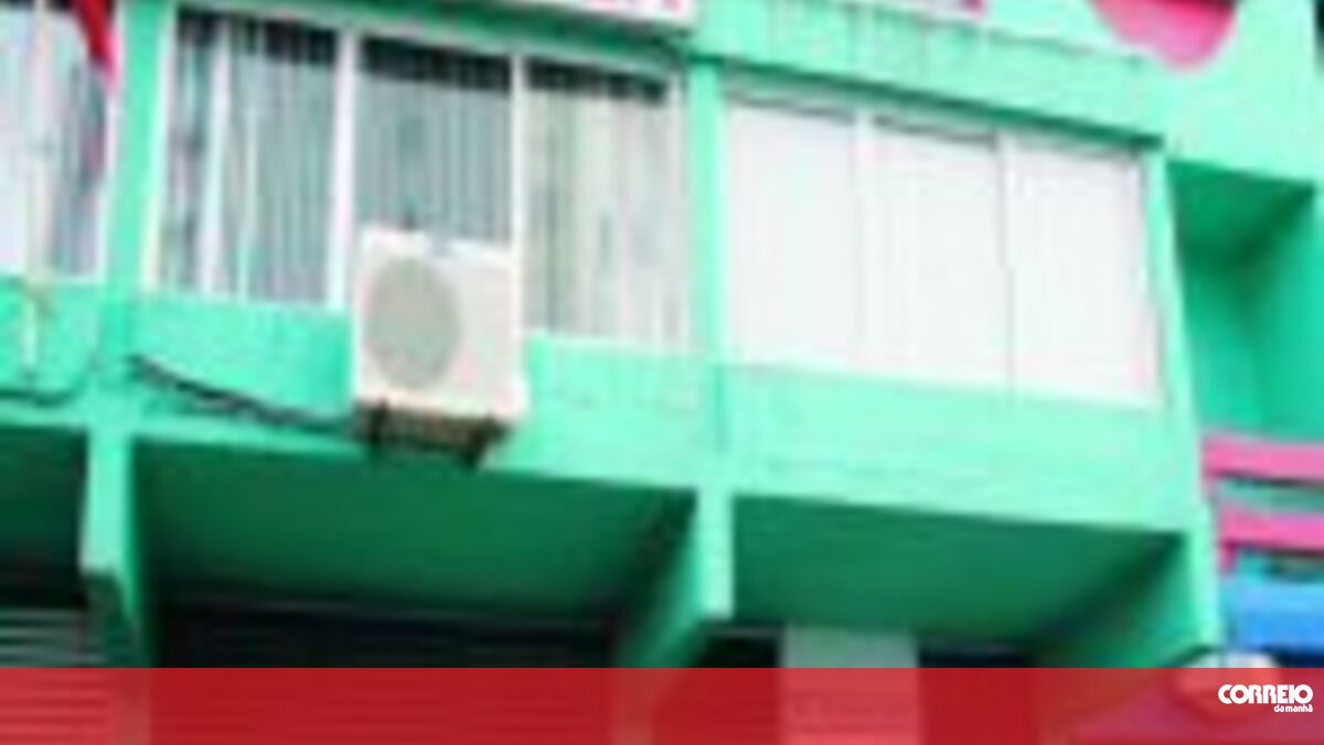 Tiros contra esquadra da PSP de Chelas - Portugal - Correio da Manhã