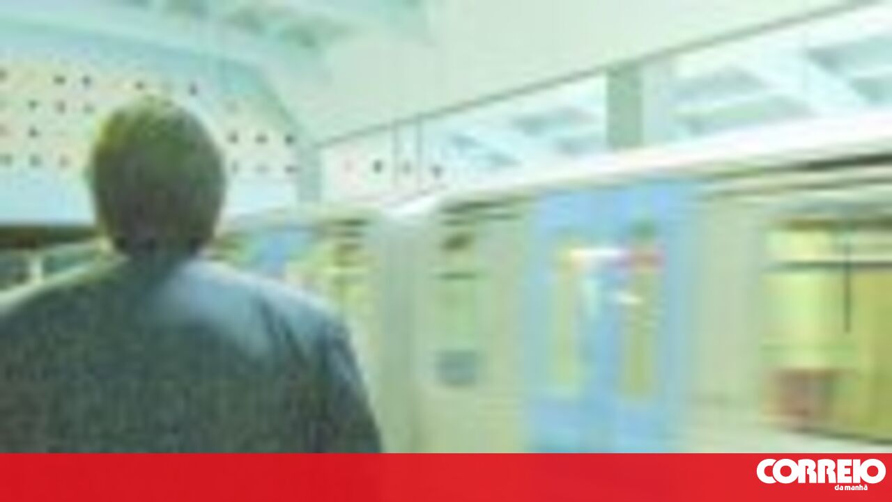 METRO EM CAMPOLIDE - Portugal - Correio da Manhã