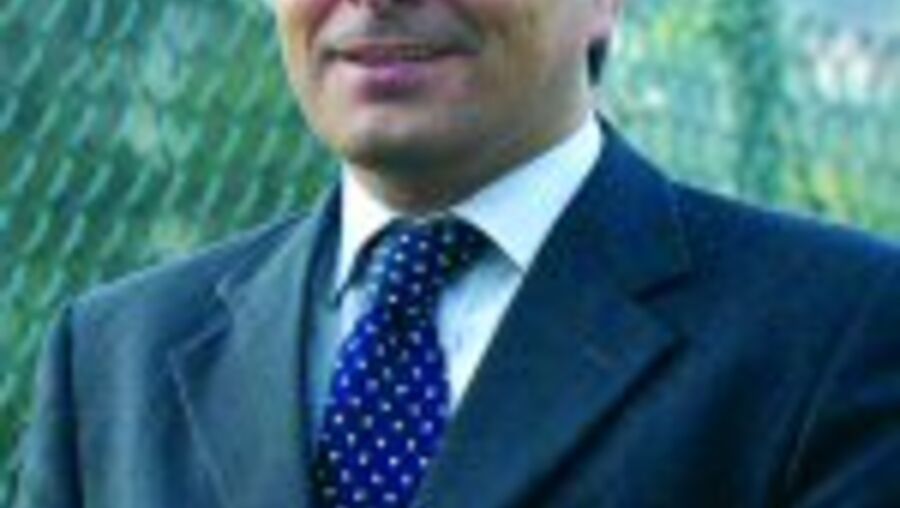 José Veiga deve mais de um milhão ao Fisco - Economia - Correio da Manhã