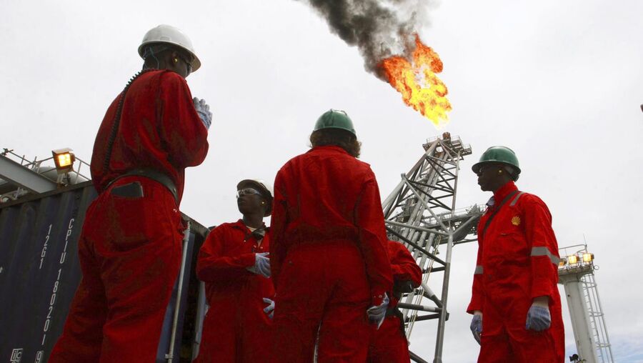 Nigéria: Petróleo derramado no mar a caminho da costa - Mundo - Correio ...