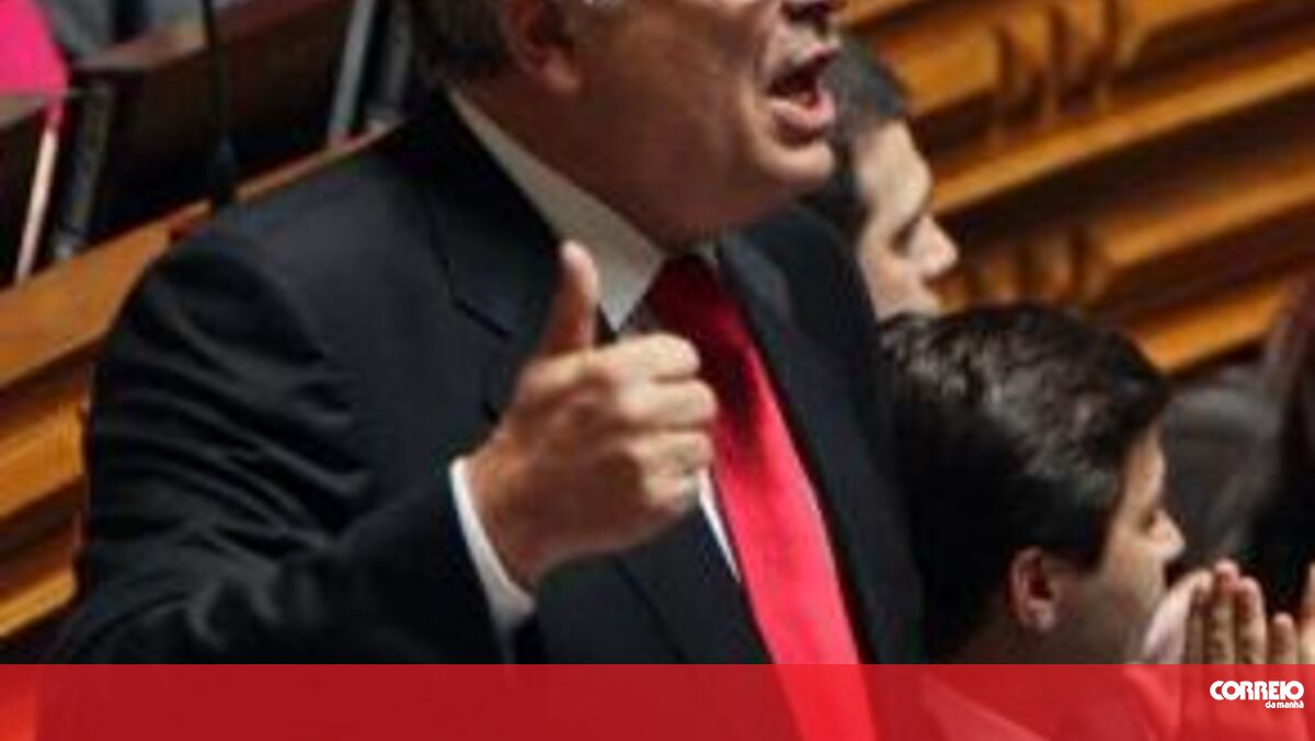 José Lello: “Zorrinho está a agir mal” - Política - Correio da Manhã