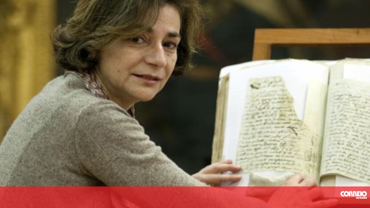 'Estimo que a carta o ache com saúde' - Domingo - Correio da Manhã