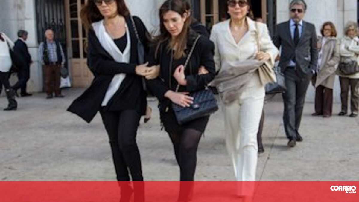 Manuela Eanes: “Era um dos maiores estilistas deste tempo” - Exclusivos ...