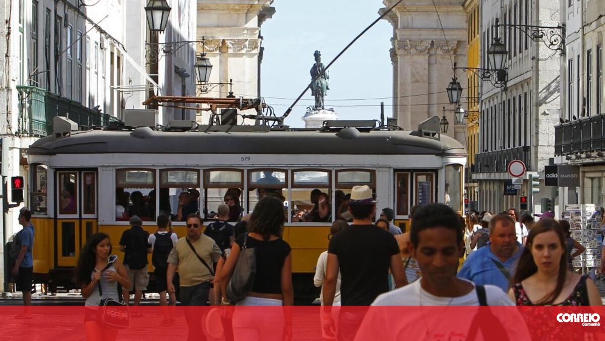 Carris tem novo presidente - Política - Correio da Manhã