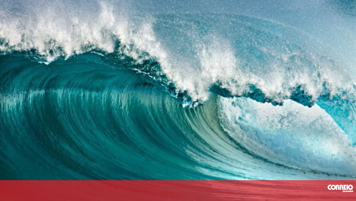 Documentário alerta para a possibilidade de mega tsunami em Portugal ...