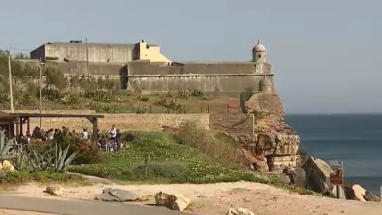 Forte de Santo António da Barra reabre ao público - Vídeos - Correio da ...