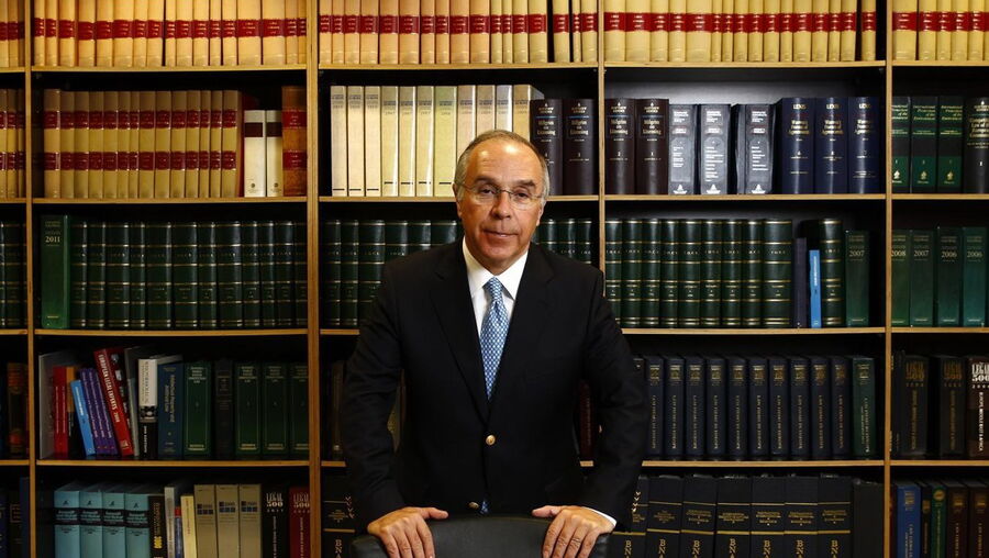 Marques Mendes admite traumas do tempo da "troika" mas diz que ministro ...