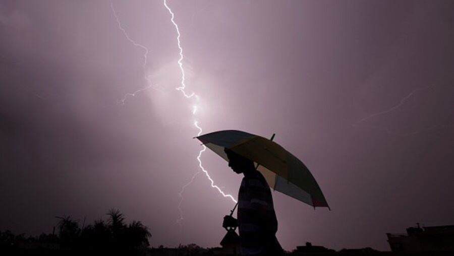 Semana começa com chuva e trovoada de norte a sul do País - Clima ...