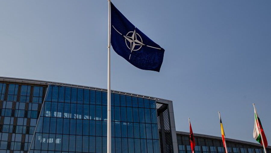 NATO confirma primeiro caso de coronavírus na sede em Bruxelas ...