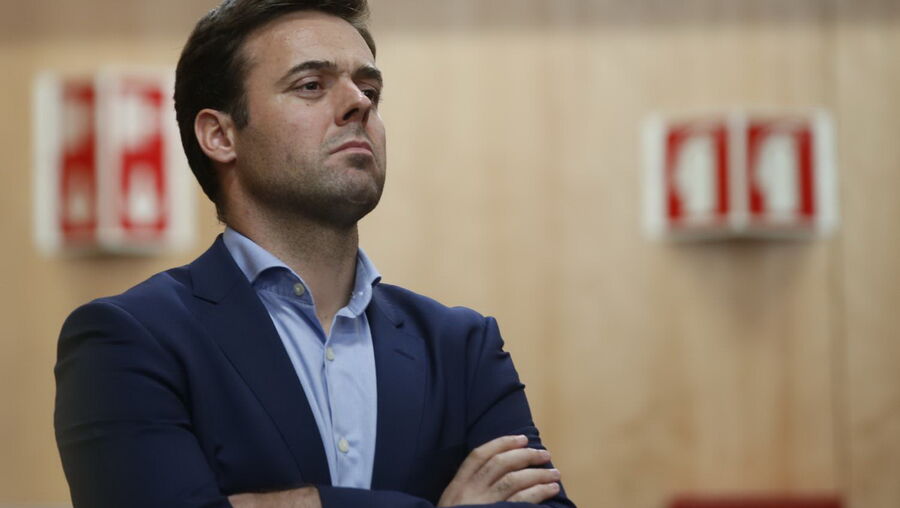 Tiago Pinto 'fecha' a porta no Benfica com despedida emocionada ao lado ...