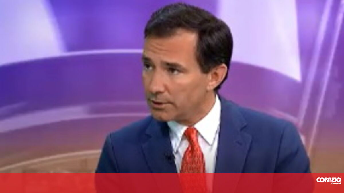 Marcos Perestrello sobre CTT e TAP: "Não tenho memória de uma empresa ...