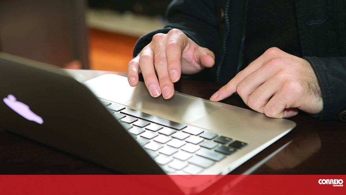 Prisão preventiva para predador da internet de 25 anos - Portugal ...