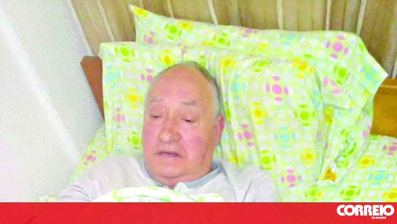 Homem queimado pode ficar sem mãos - Sociedade - Correio da Manhã