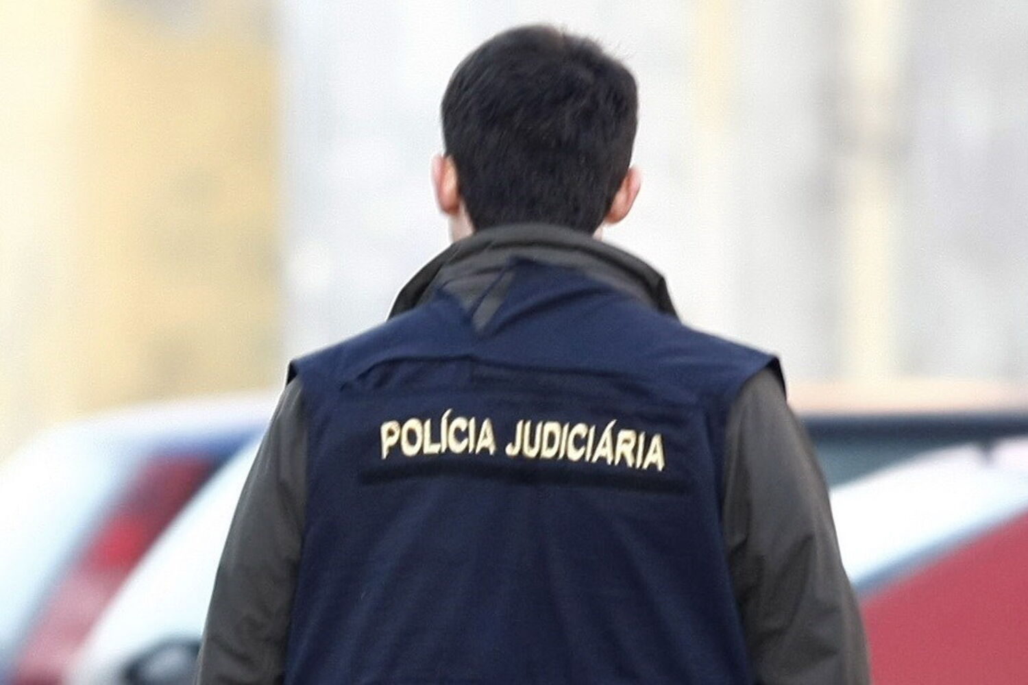 Pol cia Judici ria Det m Nos A ores Casal Acusado De Burla Na Alemanha Pol cia Judici ria Det m Nos A ores Casal Acusado De Burla Na Alemanha