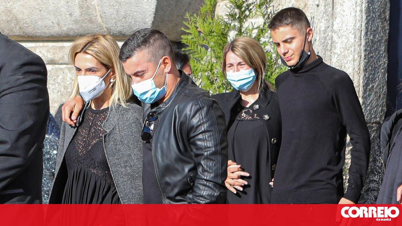 Lágrimas e dor no último adeus a Tony Lemos - Cm ao Minuto - Correio da ...