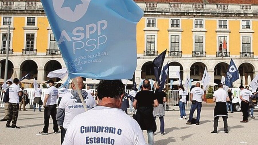 Psp E Gnr Em Manifestação Contra Valor Do Novo Subsídio De Risco