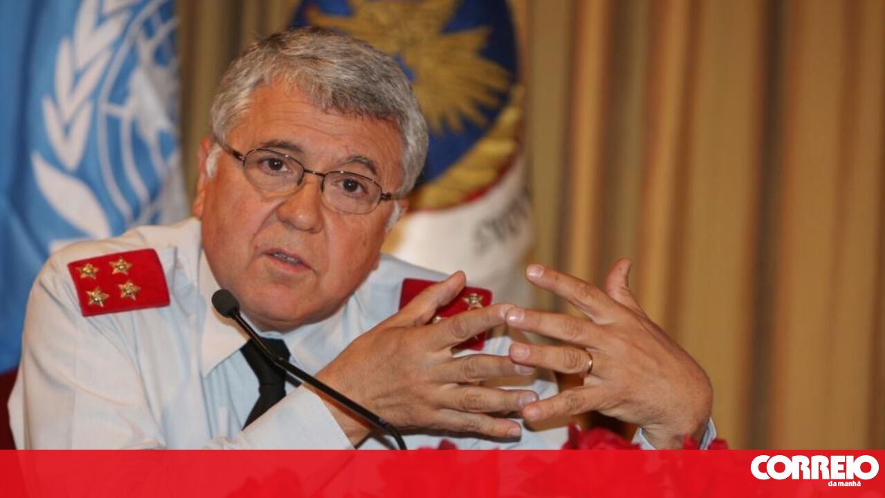 General Valença Pinto considera que "a NATO morreu" e que não há ...