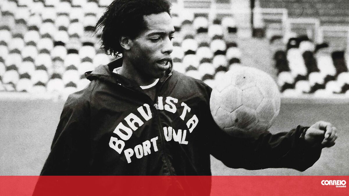 Morreu o antigo futebolista Phil Walker - Futebol - Correio da Manhã