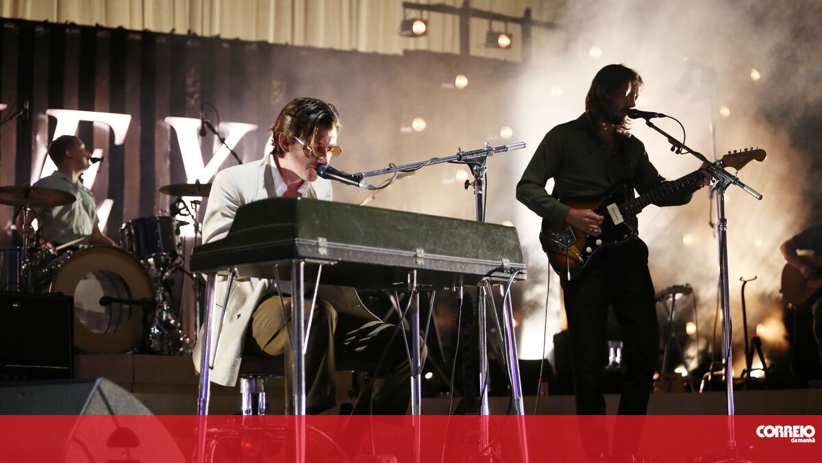 Arctic Monkeys são cabeças de cartaz do Alive - Cultura - Correio da Manhã