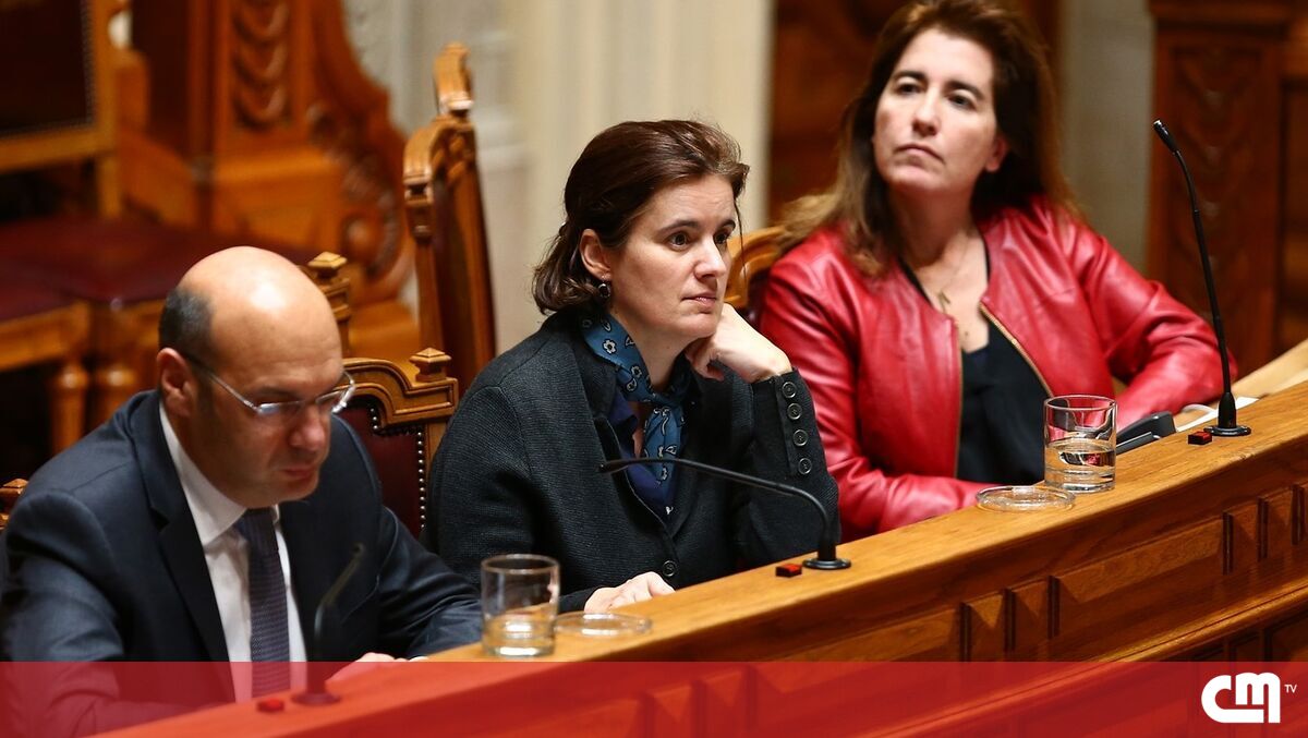 Sal rio M nimo Sobe Para 760 Euros A Partir De Janeiro Atualidade sal-rio-m-nimo-sobe-para-760-euros-a-partir-de-janeiro-atualidade