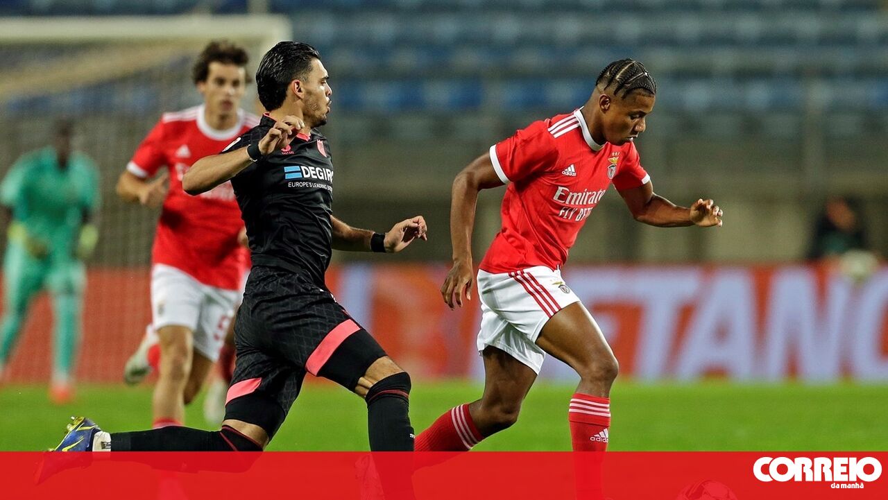 Benfica em alerta devido ao estado físico de David Neres - Desporto ...