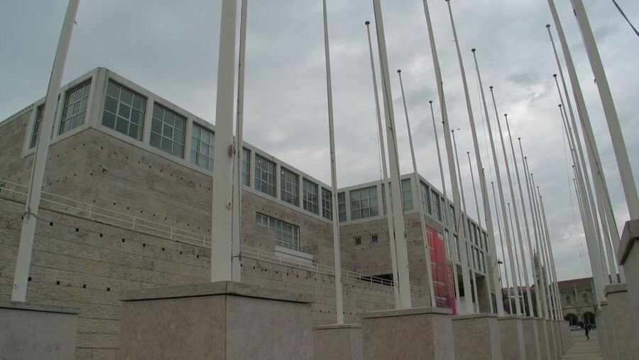 Novo museu de arte contemporânea MAC-CCB abre por fases em 2023 ...