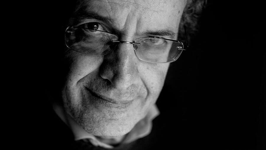 Parlamento Aprova Pesar Pela Morte Do Escritor E Poeta Luís Carmelo