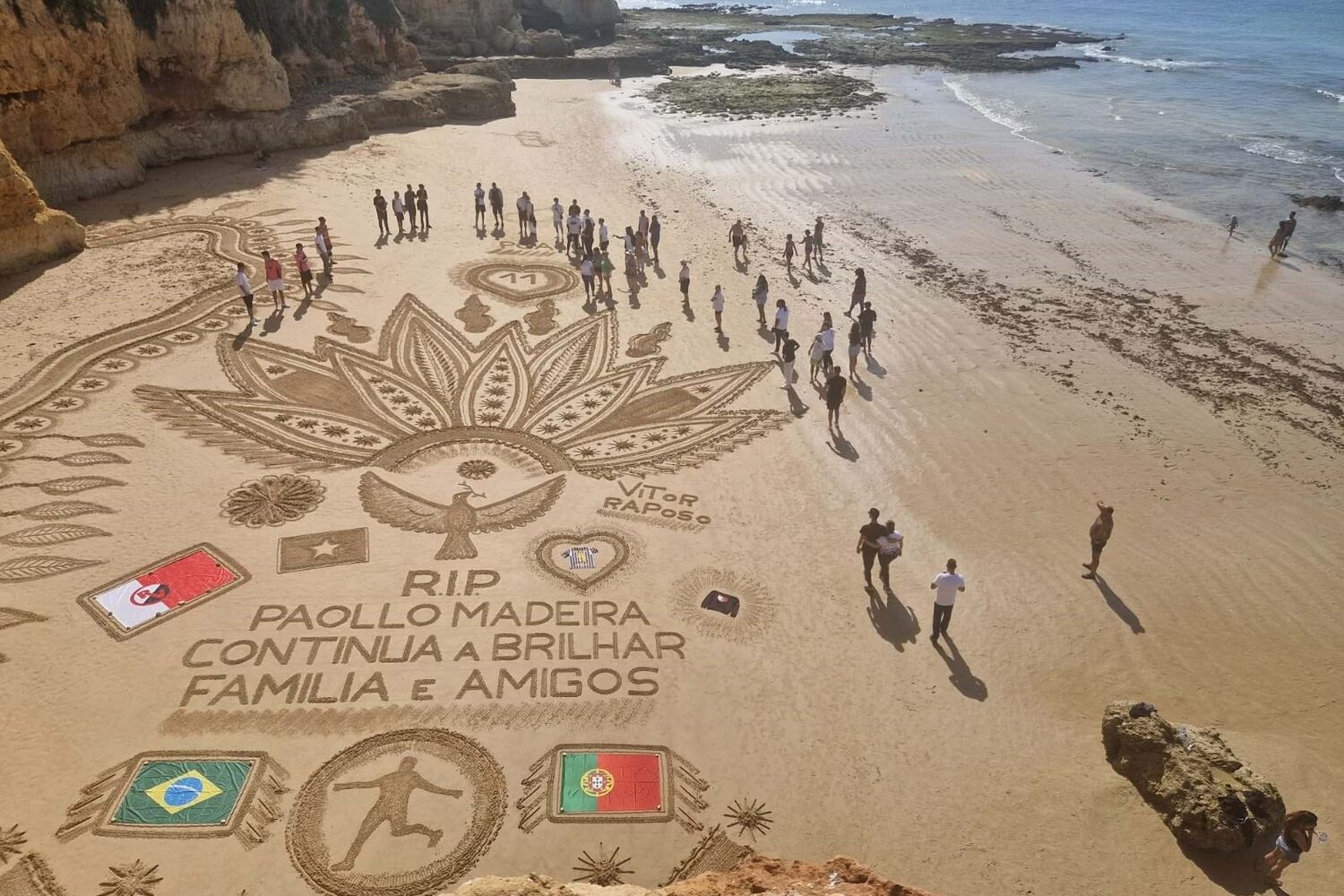 Jogador Paollo Madeira homenageado na praia Maria Luísa - Futebol ...
