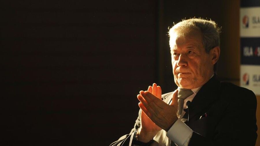 Antigo presidente da FPF saúda candidatura ao Mundial 2030 bem sucedida ...