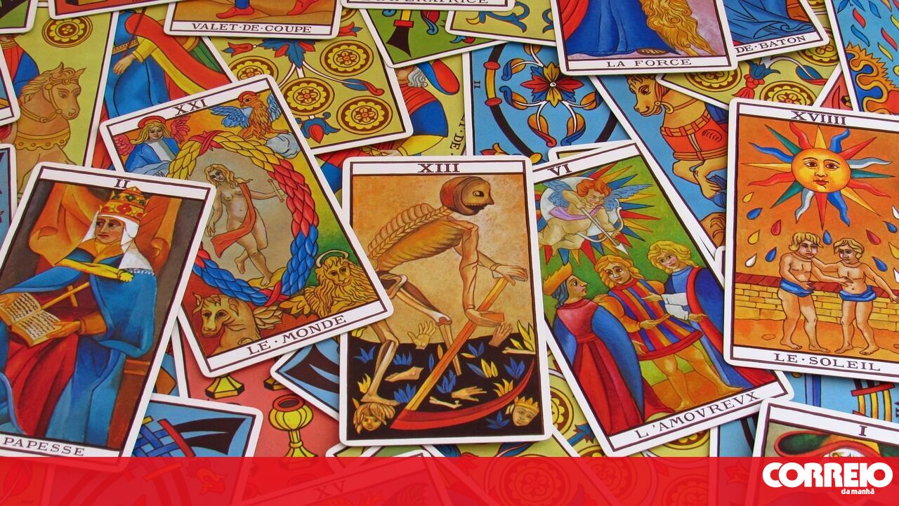 O fascinante mundo do Tarot, que desperta tanta curiosidade, novamente ...