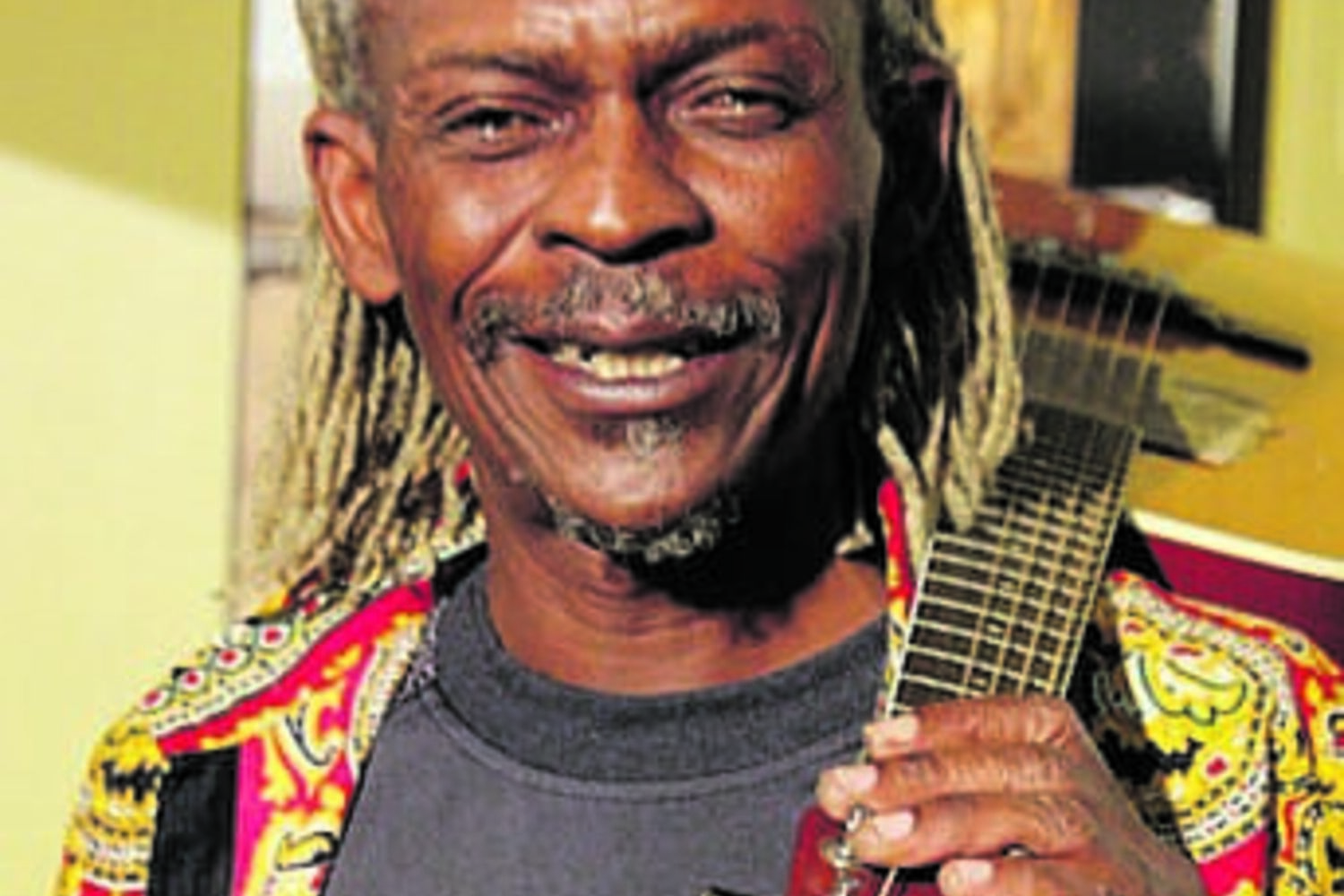 Chico António (1958-2024) - Obituário - Correio da Manhã