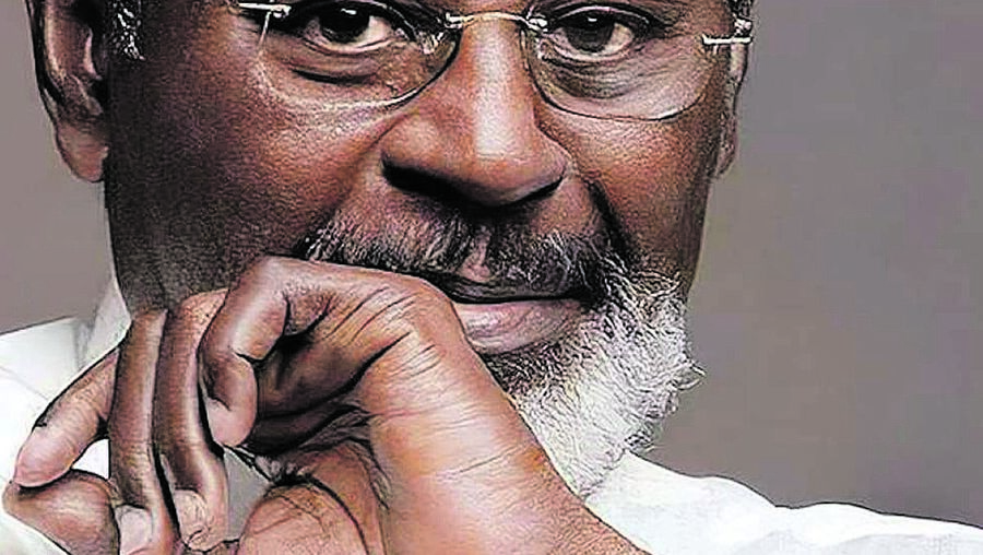 Morreu o ‘pai’ dos “meninos à volta da fogueira” - Cultura - Correio da ...