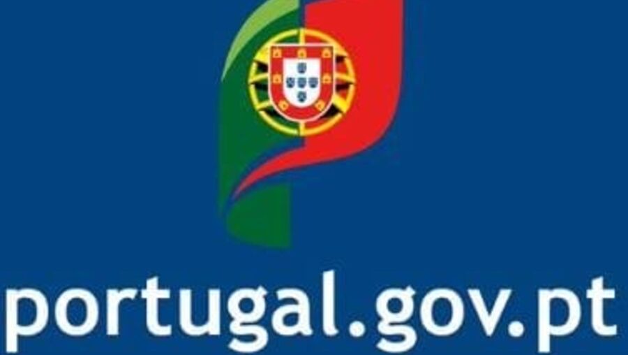 Página oficial do Governo recupera anterior logótipo - Política ...