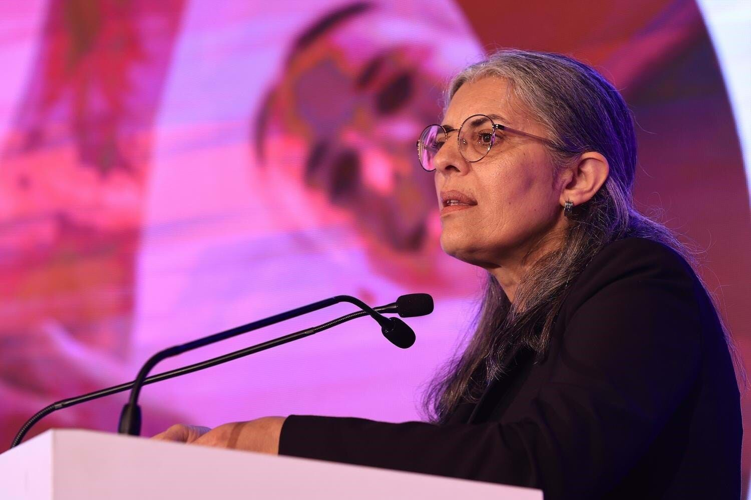 Ex-secretária de Estado das Migrações Isabel Rodrigues eleita ...