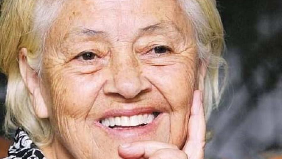 Adélia Prado é a vencedora do Prémio Camões 2024 - Cultura - Correio da ...