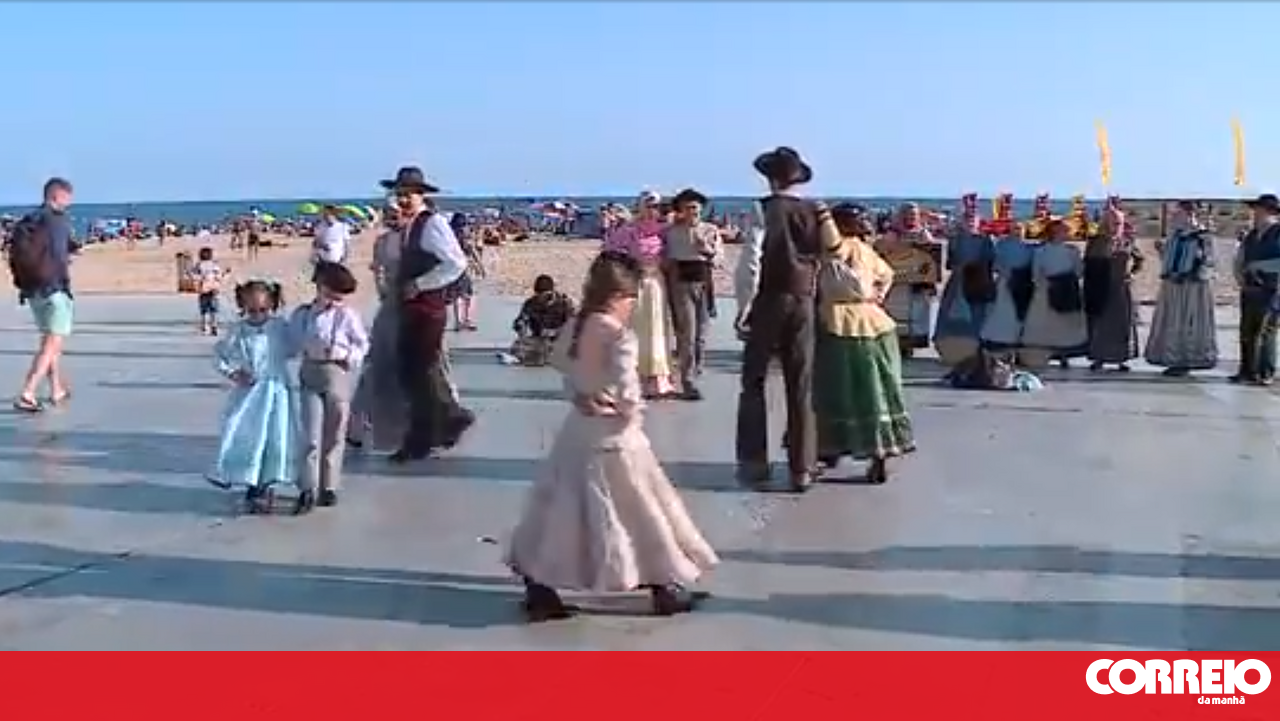 “É um orgulho”: Rancho Folclórico de Albufeira homenageia pescadores ...