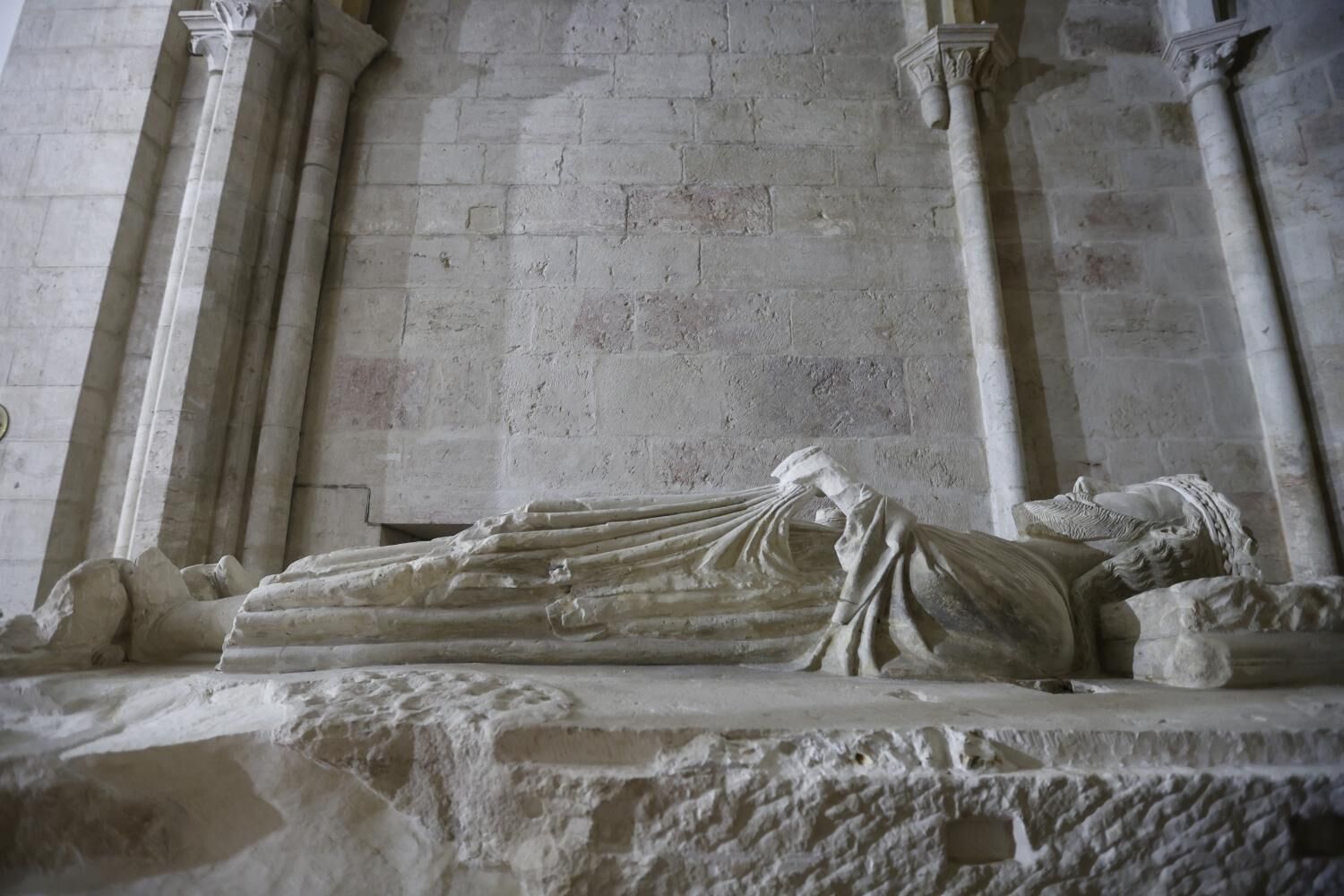 D. Dinis, um novo rosto, a velha história. Quem foi o ‘rei lavrador ...