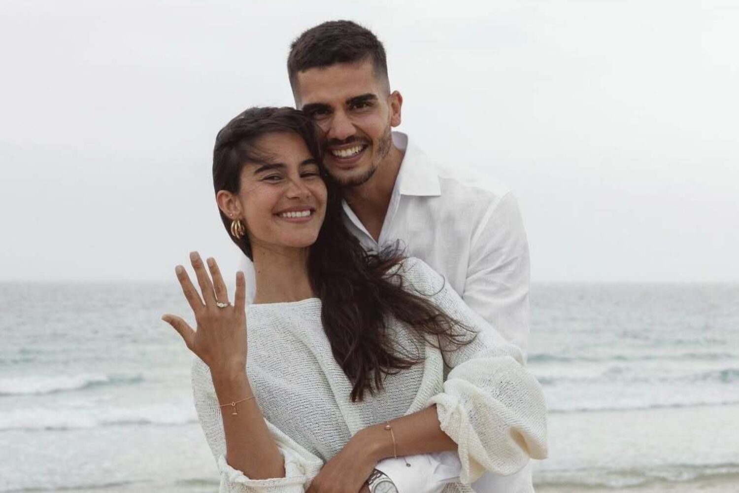 Mulher do jogador André Silva obrigada a desmentir a morte do marido ...