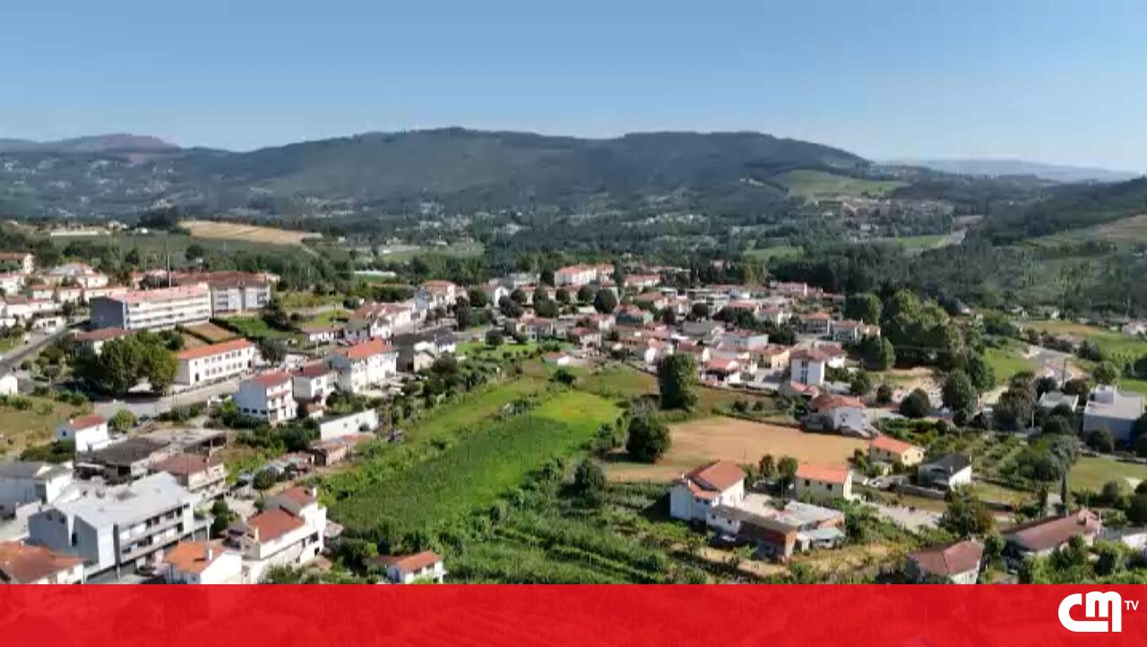 A notícia do casamento causou uma enorme revolta entre os moradores de ...