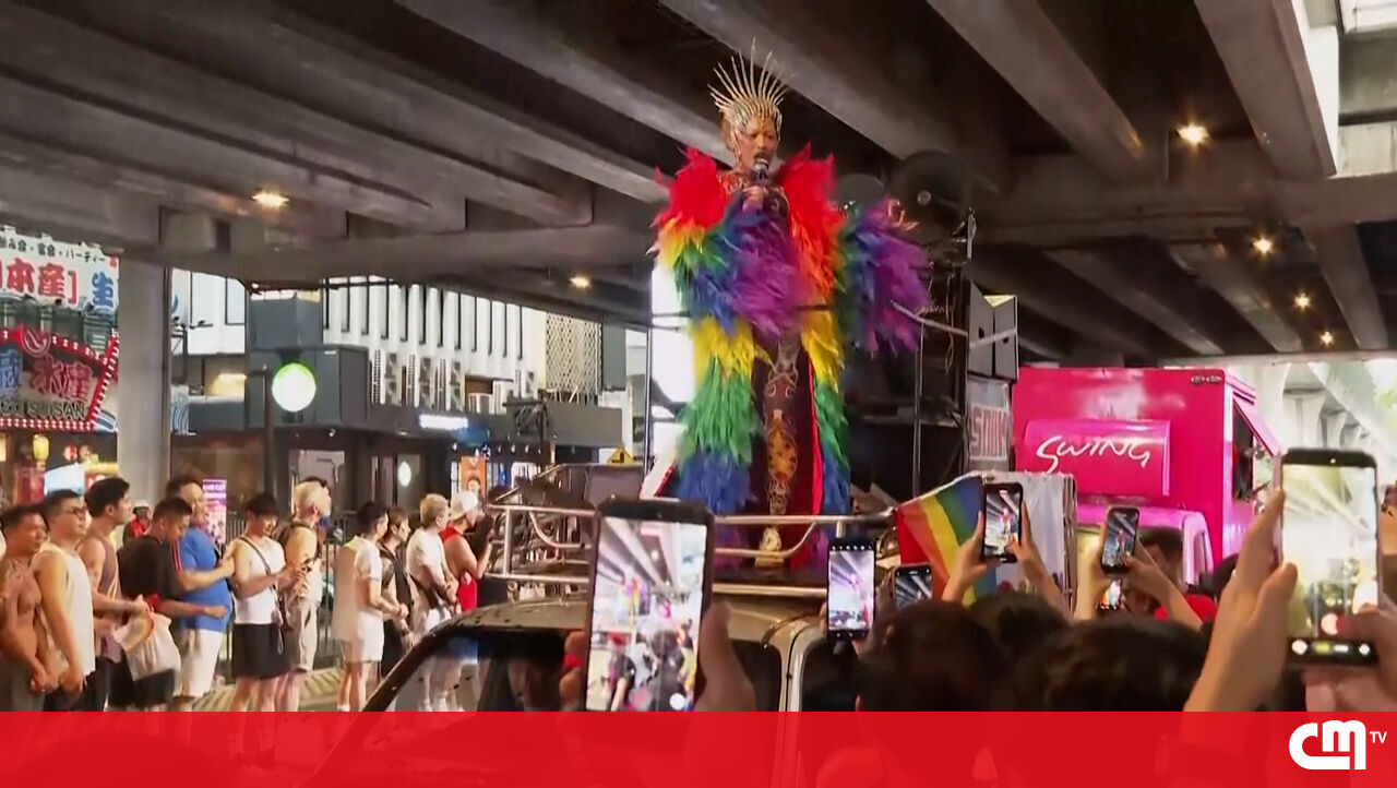 Chuva não trava desfile do Orgulho LGBTQ+ em Bangkok - Vídeos - Correio ...